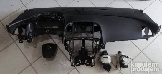 Instrument tabla Opel Astra J - KupujemProdajem