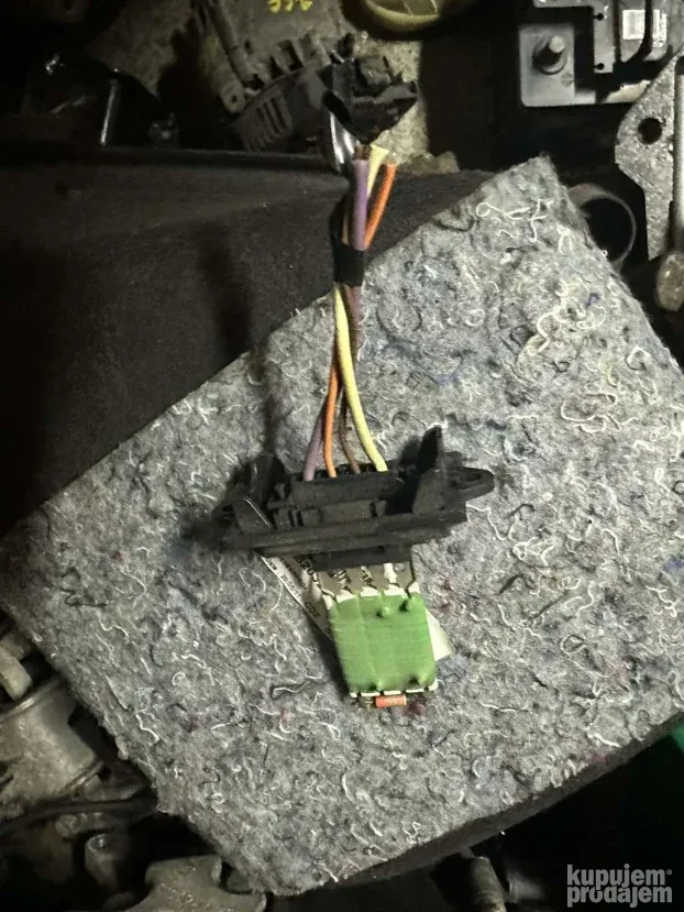 Reostat ventilatora kabine za Citroen C3 - KupujemProdajem