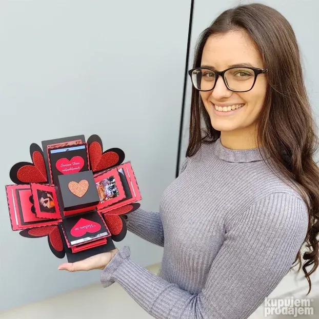 Mini kutija sa slikama i zvukom po želji, poklon sa 15 slika ...