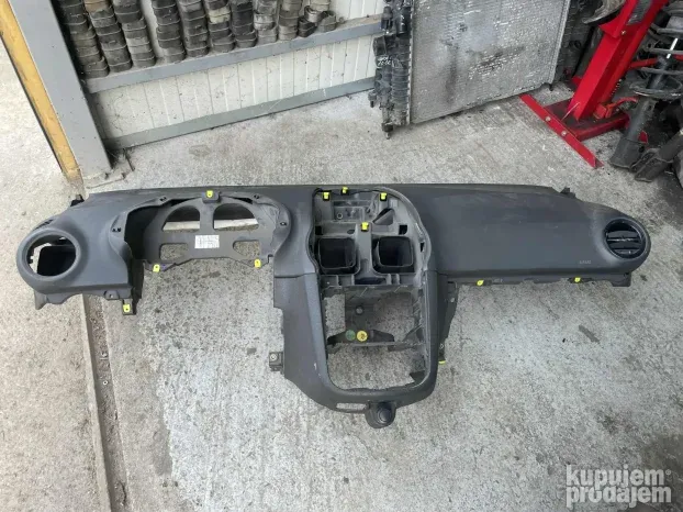 Instrumental tabla airbagovi opel corsa d - KupujemProdajem