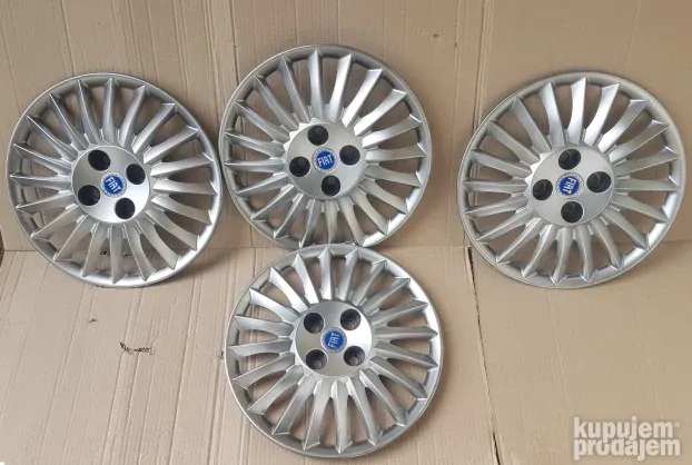 Ratkapne Fiat Grande Punto 15 plavi znak - KupujemProdajem