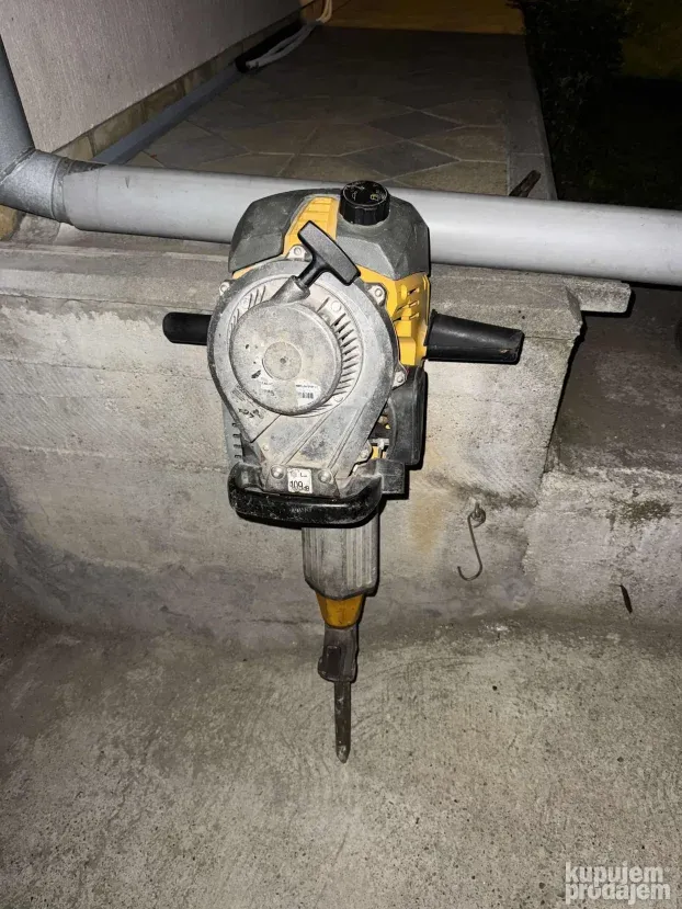 Iznajmljivanje, najam pikamer/štemalica/hilti Wacker Neuson - KupujemProdajem