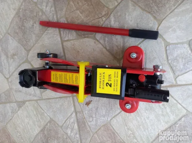 Hidraulicna dizalica 2T - KupujemProdajem