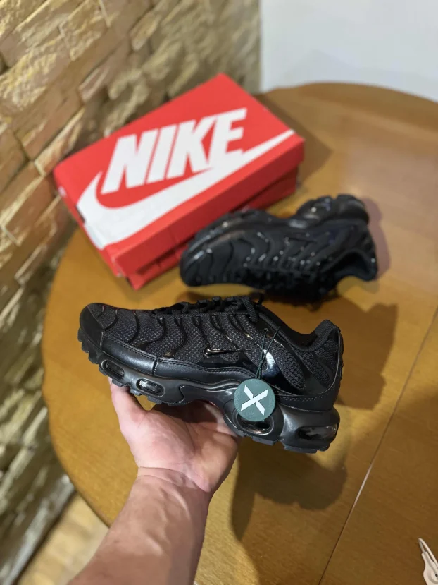 NIKE AIR MAX PLUS TN, Triple Black; Crne Nike TN Patike - KupujemProdajem