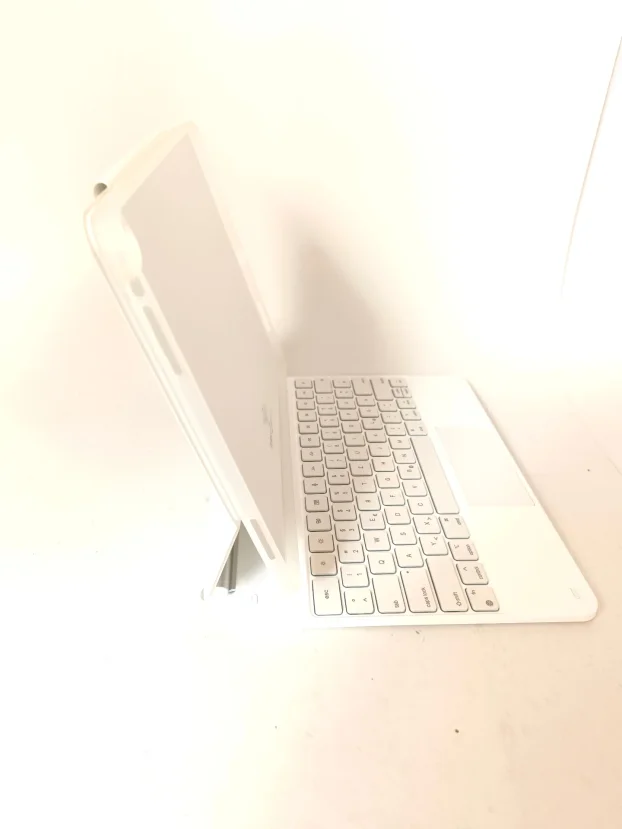 ESR Rebound 360 iPad Air 13 M4 M3 M2 Tastatura Odvojiva Bela ...