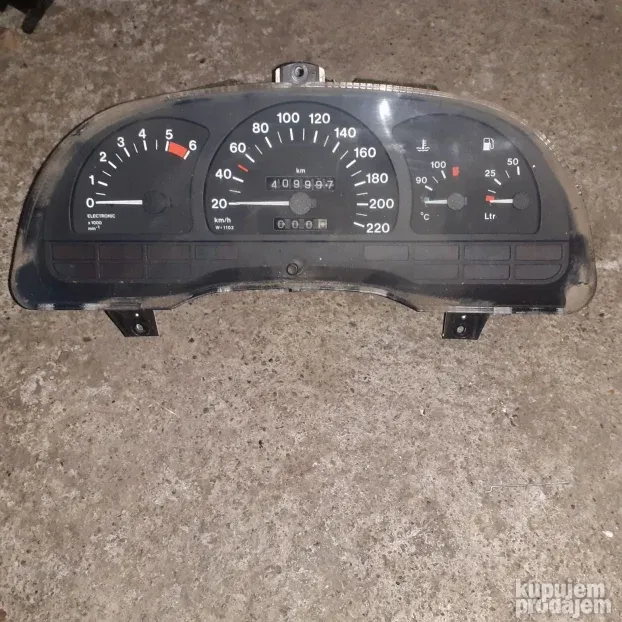 Km sat instrument tabla Opel Astra F - KupujemProdajem