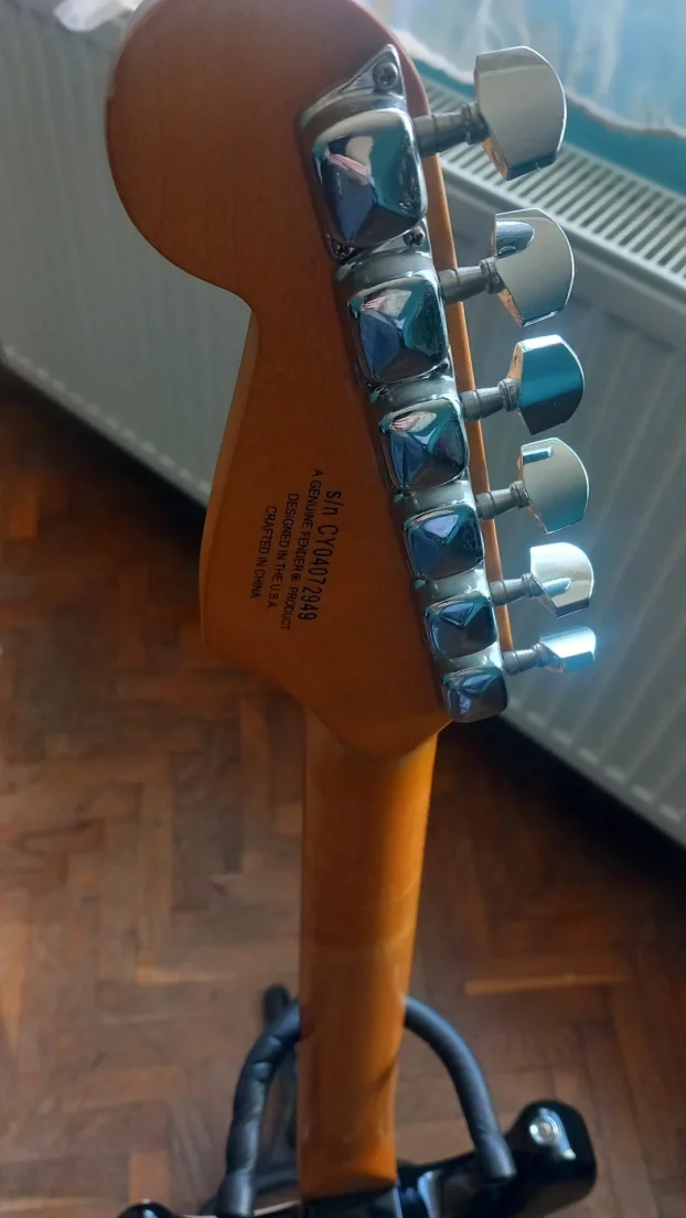 Squier strat - KupujemProdajem
