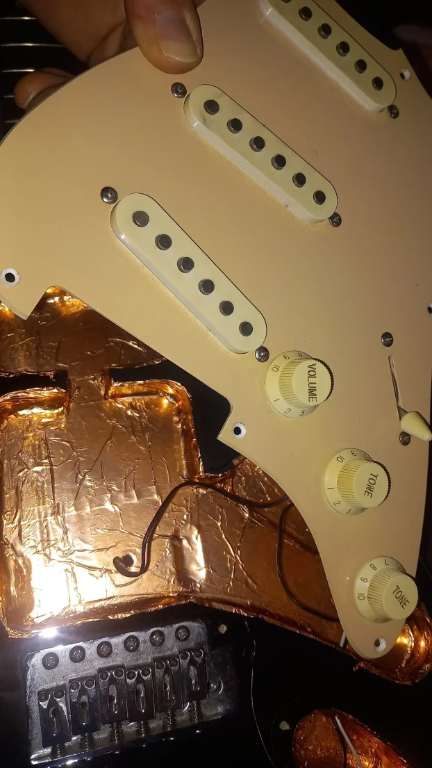 Squier strat - KupujemProdajem