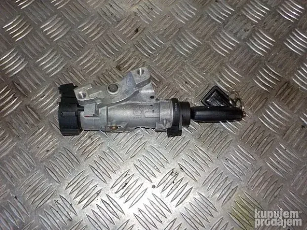 Kontakt brava Skoda Rapid brava za paljenje - KupujemProdajem