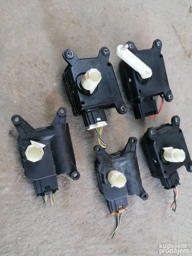 Lancia delta motor klapne za grejanje - KupujemProdajem