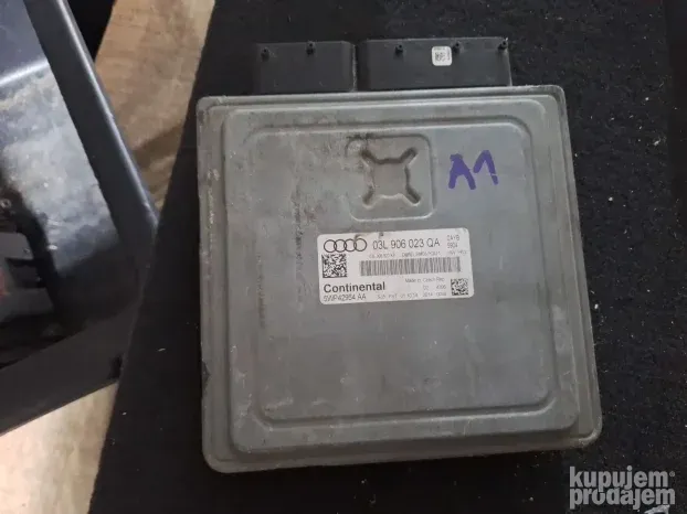 ECU motorni racunar. A1. 03l906023qa - KupujemProdajem