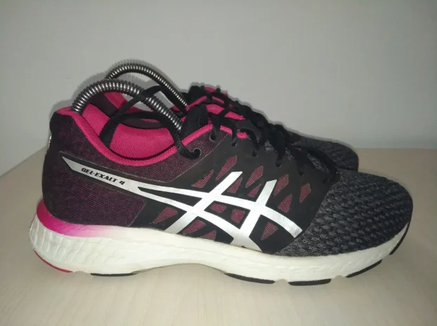Asics unisex patike GEL-EXALT 4 br 40,5 ( 25,5 cm) - KupujemProdajem