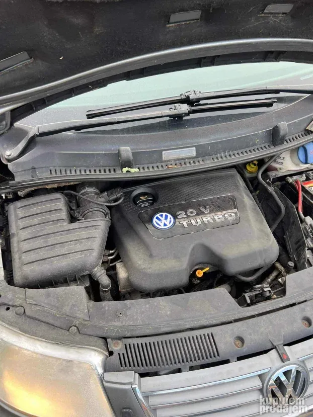 Motor 1.8 turbo za VW Sharan 2007. godiste - KupujemProdajem