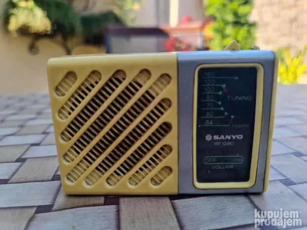 SANYO RP-1280 - stari radio tranzistor iz 1979. - KupujemProdajem