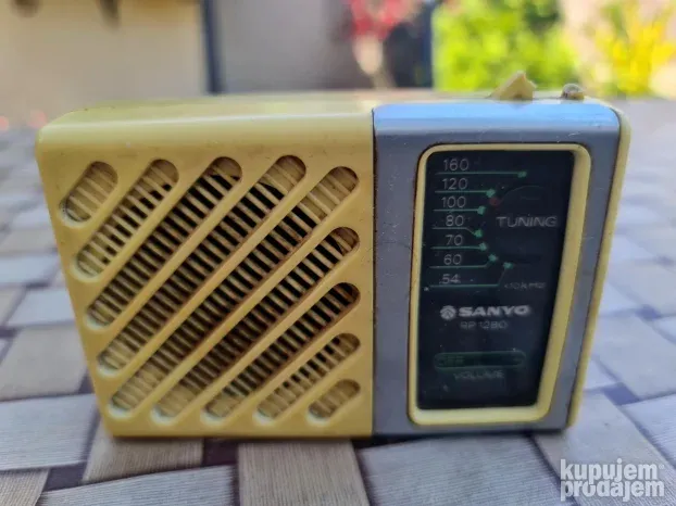 SANYO RP-1280 - stari radio tranzistor iz 1979. - KupujemProdajem
