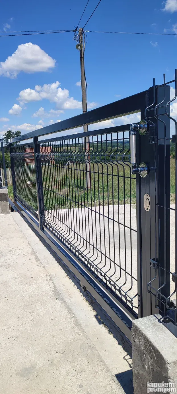 Ograde zicane,panelne,zica trave,kapije - KupujemProdajem
