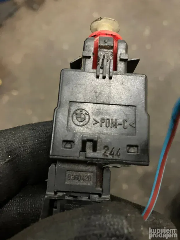 Automat stop svetla BMW E36 dva pina - KupujemProdajem