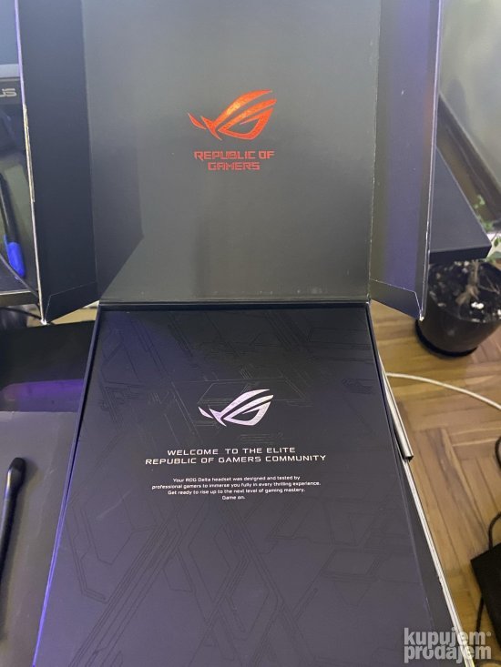 Asus Rog Delta 7.1 Surround RGB slusalice / garancija - KupujemProdajem