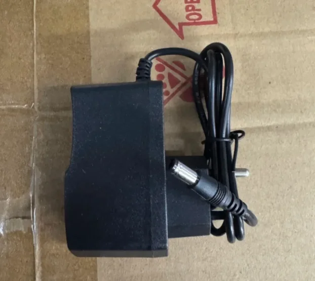 Adapter 5V 1A ispravljac - napajanje za internet modem - KupujemProdajem