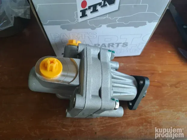 Servo pumpa Audi A8 D2 120 bari - KupujemProdajem