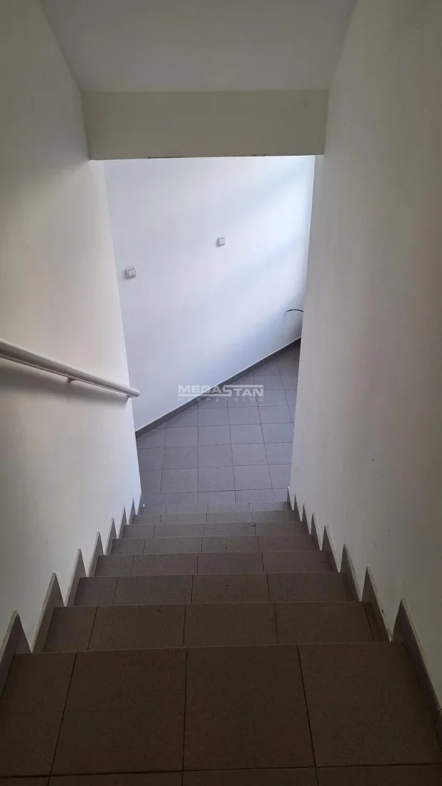 Miloja Zakića, Filmski grad, 1.0 jednosoban, 31 m² - KupujemProdajem