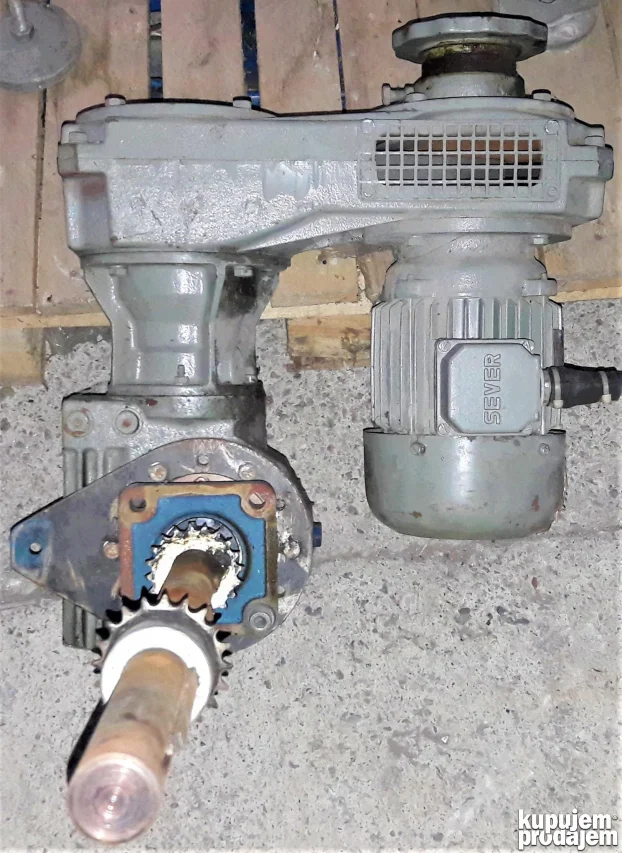 Motor sa reduktorom i varijatorom - KupujemProdajem