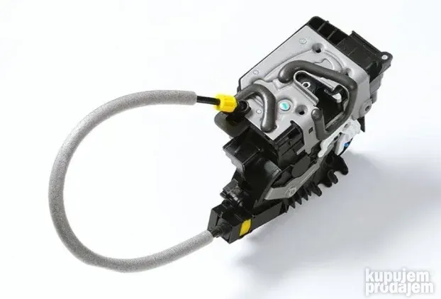 MERCEDES GLC X253 C253 Brava vrata zadnjih 15-20 - KupujemProdajem