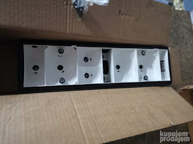Stop lampa desna Mercedes Sprinter sasija 901-905 - KupujemProdajem