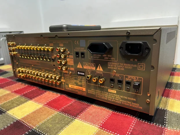 Denon AVP-A1 - TOP stanje - High End - - KupujemProdajem