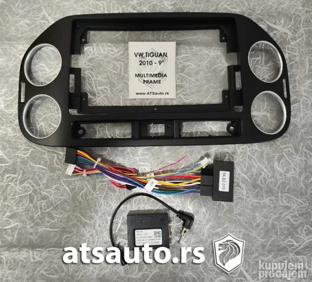Blenda (okvir) za multimediju 9" VW Tiguan 2010 - KupujemProdajem