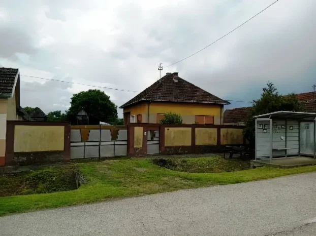 Mitrovačka, Šid, Morović, 5+ petosobna, 164 m² - KupujemProdajem