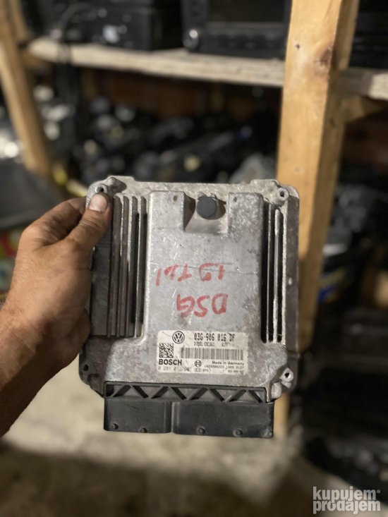 motorni racunar ECU 03g 906 016df - KupujemProdajem