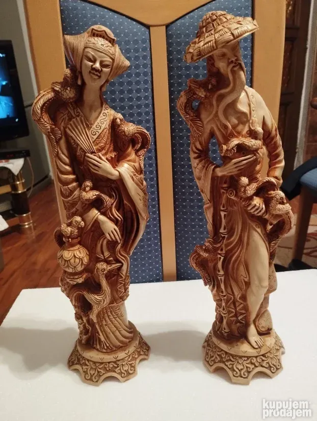 2 kineske figure -kuvana plastika-38cm visine - KupujemProdajem