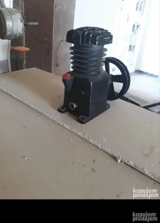 Kompresorska glava sa jednim klipom - KupujemProdajem