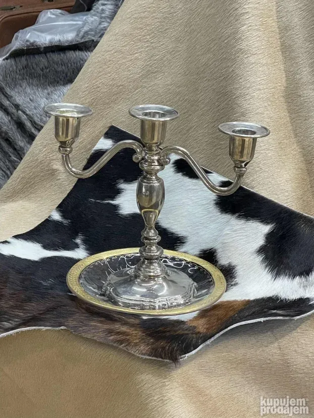 Prelepi stari svecnjak, extra stanje, kao nov - KupujemProdajem