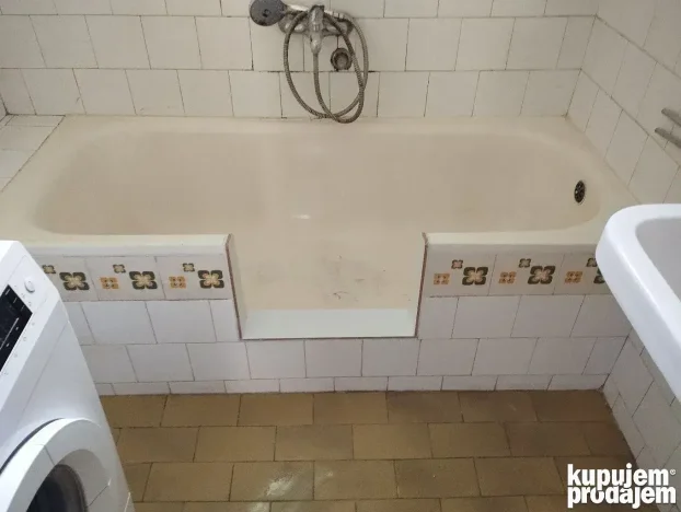 Sečenje kade Indjija - KupujemProdajem