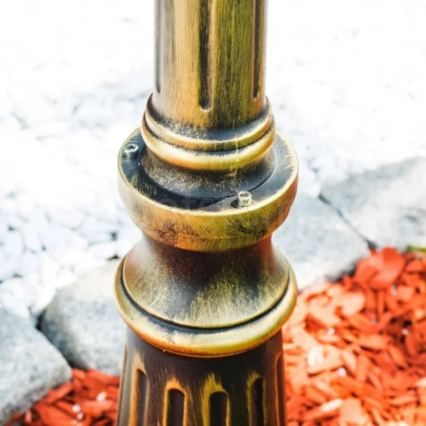 Vintage Tolep - dekorativna rasveta sa tri lampe - KupujemProdajem