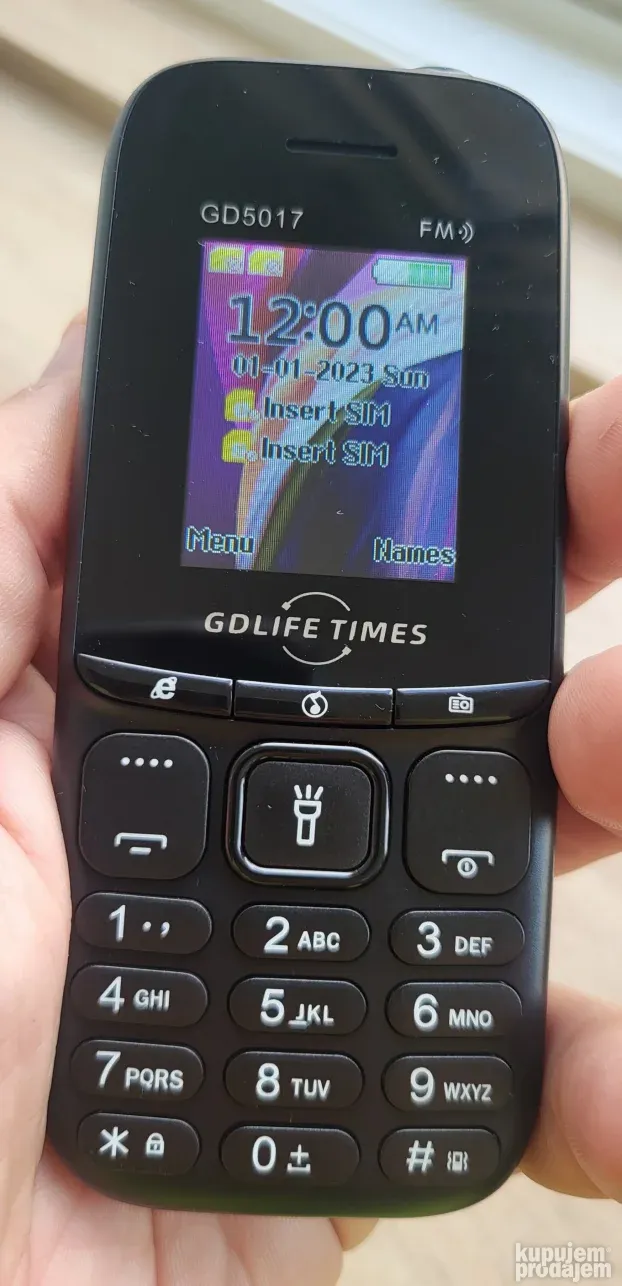 SOLARNI mobilni telefon DUAL SIM GD-5017 - KupujemProdajem