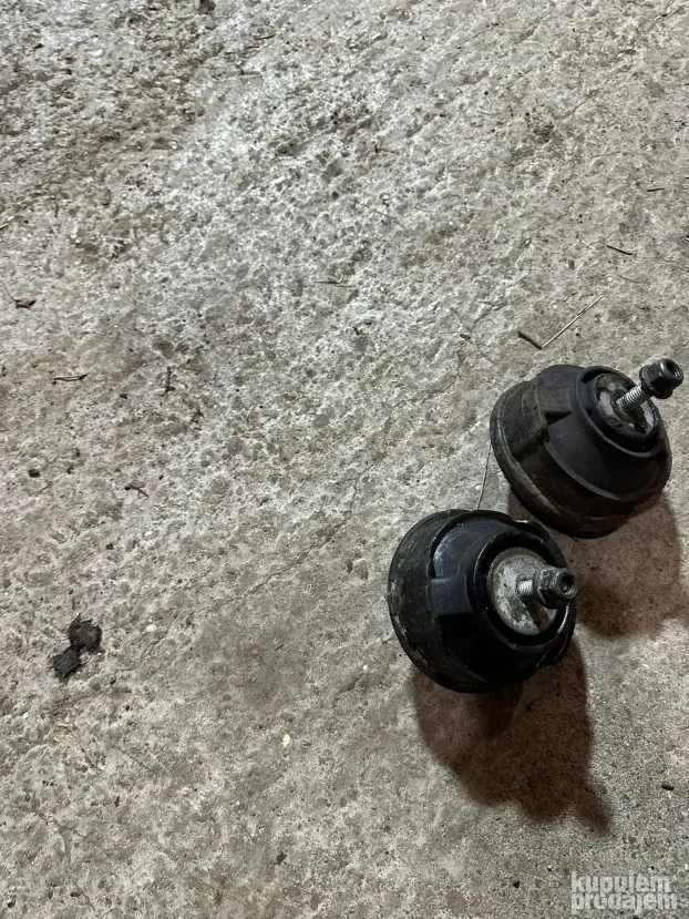 Nosac motora bmw e46 - KupujemProdajem