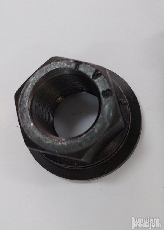 Navrtka-matica srafa zadnjeg tocka novi tip-KAMAZ - KupujemProdajem