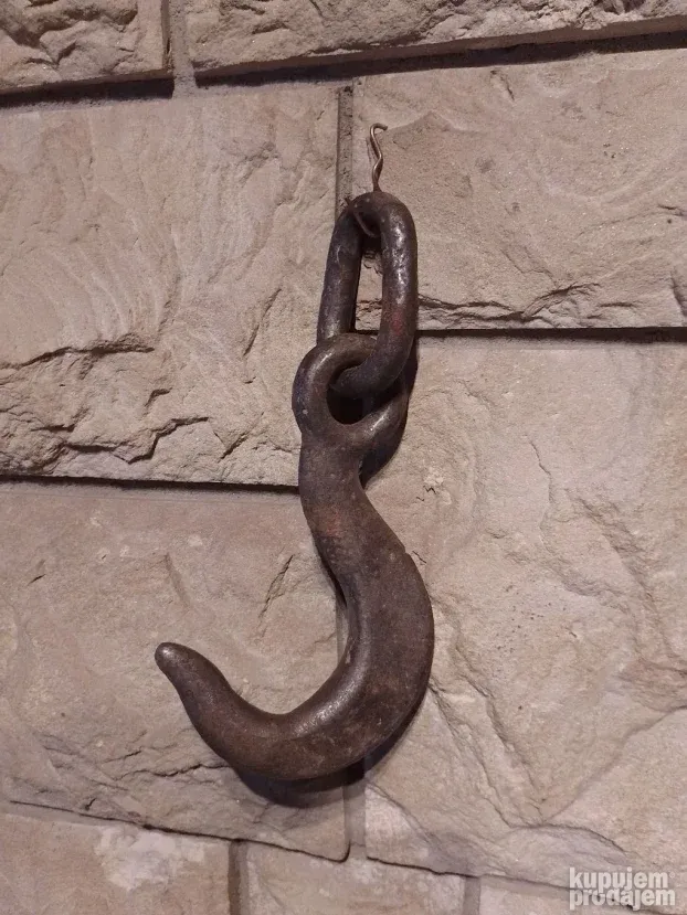 Stara velika kuka - KupujemProdajem