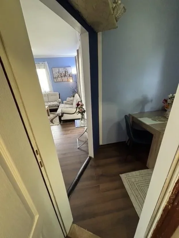 Šangajska 6. deo, Batajnica, Zemun, Beograd - KupujemProdajem
