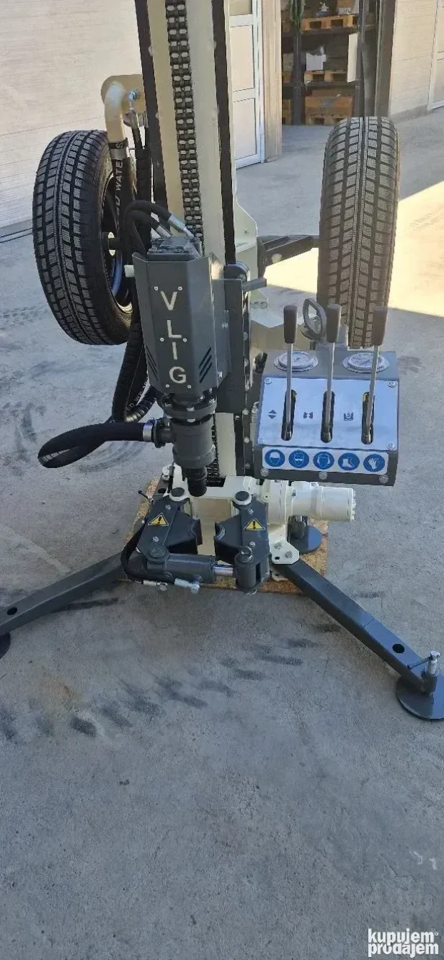 Masina za busenje bunara i toplotnih pumpi - KupujemProdajem