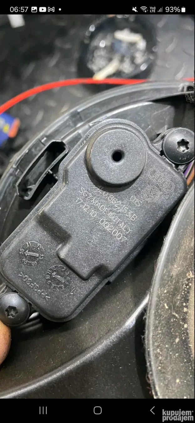 Audi a1 Motoric bravuca rezervoara 4l0862153 - KupujemProdajem