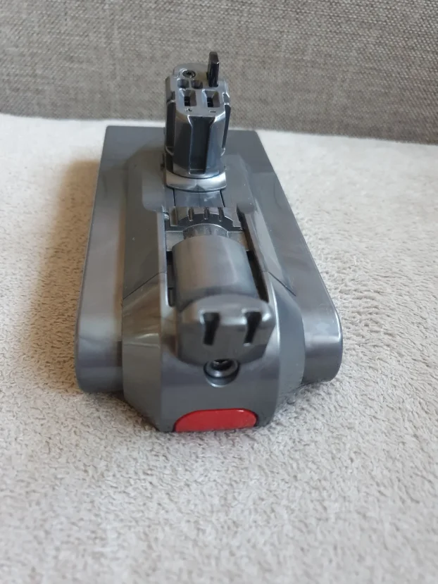 Dyson V15 baterija (SV22) - KupujemProdajem