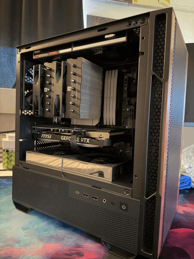 Муња Core Ultra 7 & RTX 5060 Ti, za sve - KupujemProdajem