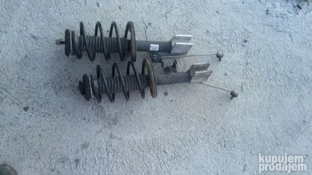 Citroen C4 Amortizeri C4 picasso Prednji amortizeri ! - KupujemProdajem