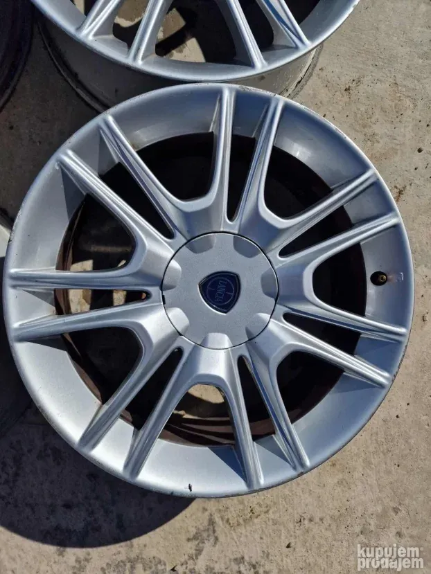 Aluminijumske felne r17 - KupujemProdajem