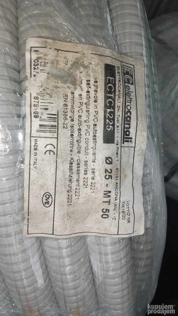 Belo PVC rebrasto crevo fi 25 50m - KupujemProdajem