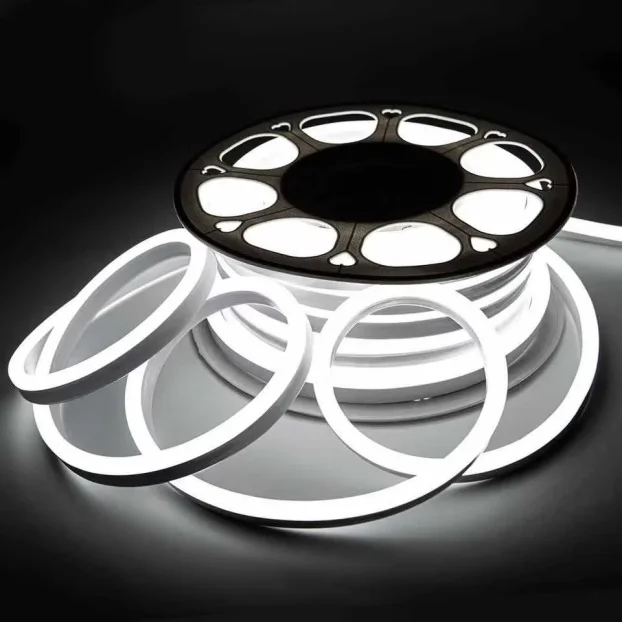 LED traka 2835 220V fleksibilna vodootporna IP65 3000K - KupujemProdajem